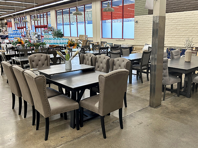 Dining table sets that wouldn't look out of place in a high-end furniture showroom, minus the eye-watering price tags. Sunday family dinners just got a stylish upgrade.