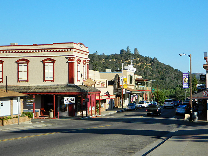 Mariposa's main drag offers more character in one block than most suburbs manage in a zip code. Historic storefronts backed by Sierra foothills create California's most affordable postcard view.