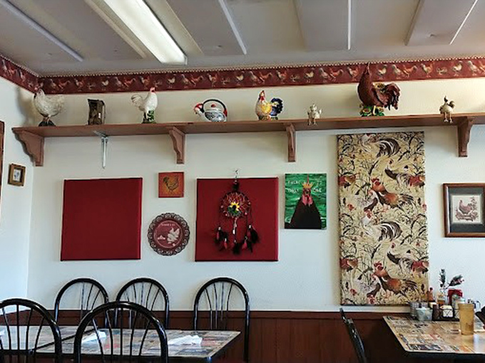 Every rooster figurine and farm-themed decoration tells the story of a place that takes breakfast seriously.