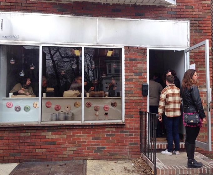 The weekend pilgrimage to Dottie's door – where patience is rewarded with sugary treasures that justify the wait.