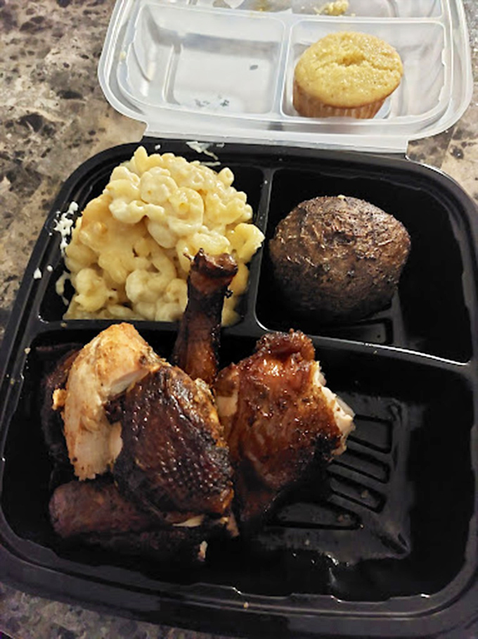 A barbecue sampler that solves the eternal question: "Why choose one when you can have it all?" The Switzerland of food containers.