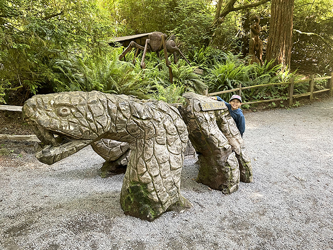 Kids find endless joy posing with these wooden creatures. This lizard hasn't moved in decades, yet still draws more selfies than most celebrities.