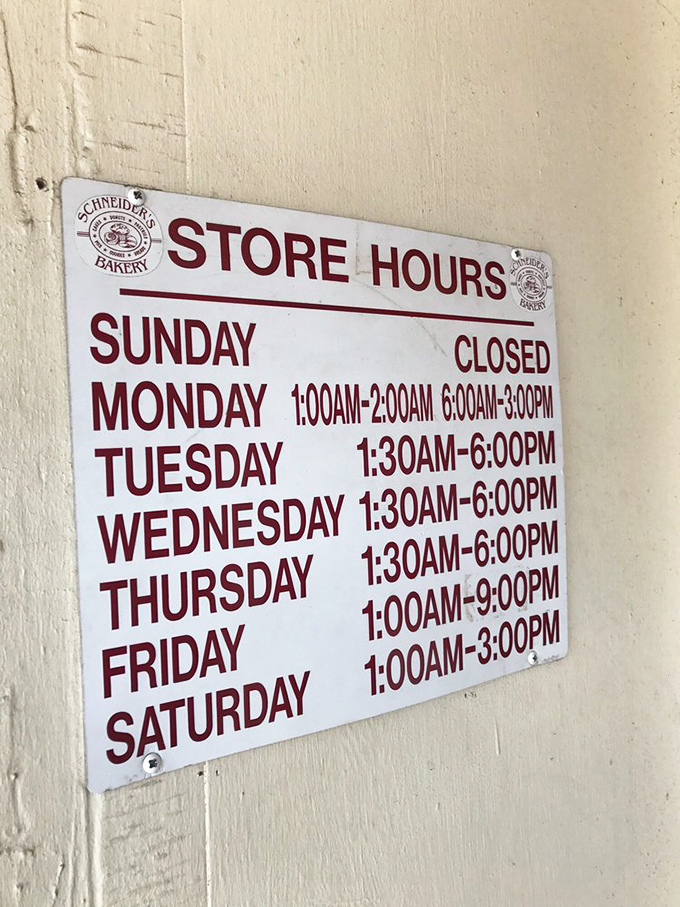 Those aren't typos&mdash;Schneider's really does open at 1 AM. When you're in the business of breakfast joy, dawn is practically lunchtime.