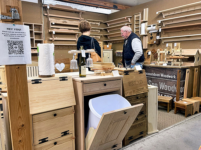 Woodworking wizardry that transforms simple lumber into heirloom-quality furniture&mdash;no Allen wrench or confusing instructions required.