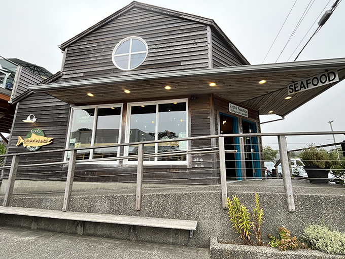 Ecola Seafood keeps it simple &ndash; no fancy facade needed when you're this close to Haystack Rock.