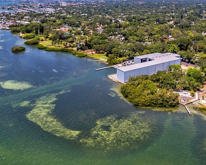 Gulfport unfolds quietly along the water&rsquo;s edge&mdash;lush, laid-back, and full of hidden Florida charm. That&rsquo;s serenity with a sea breeze.