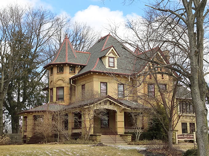 This grand Victorian mansion stands as a testament to Mount Vernon's prosperous past—just imagine the dinner parties those bay windows have witnessed!
