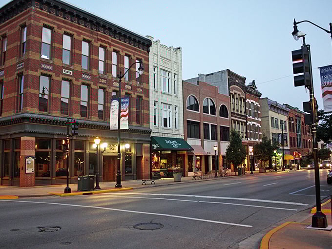 Springfield's historic downtown isn't just about Lincoln&mdash;it's about linking your retirement dreams with actually affordable living costs!