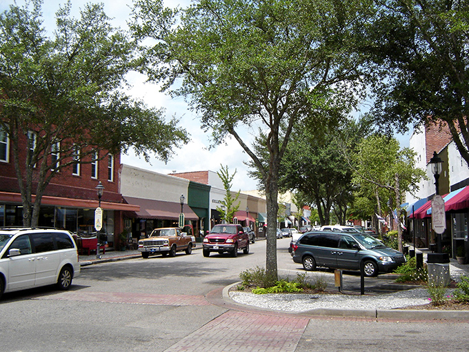 Walterboro's brick-paved sidewalks invite window shopping at a pace that lets you actually see what's in the windows. 