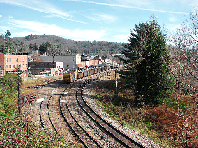 Spruce Pine nestles between mountains and memories. Those train tracks have brought visitors for over a century!