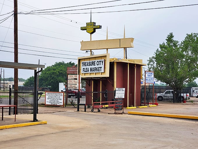 Political statements and practical shopping! This Waco institution combines Texas independence with bargain hunting pleasure.