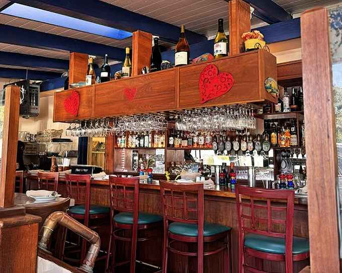 The bar &ndash; where liquid courage is dispensed before you try your first raw oyster. Those heart decorations aren't just for show.