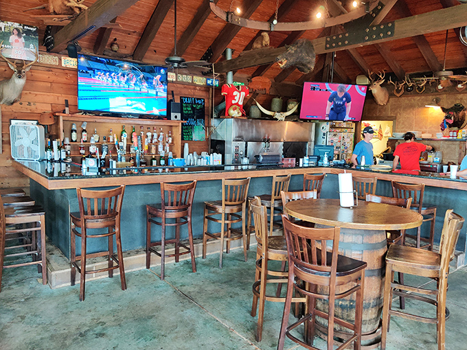 Where sports on TV and spirits behind the bar create the perfect backdrop for post-seafood storytelling and coastal camaraderie.