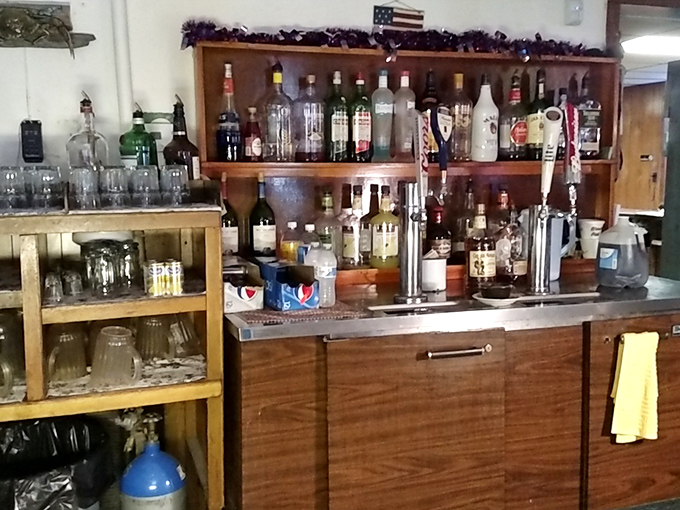 A bar stocked with the essentials&mdash;no mixology degree required when you're pairing drinks with Delaware's finest seafood.