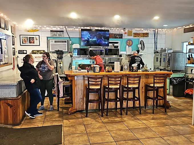 The no-frills bar area serves exactly what you need: cold drinks to complement seafood treasures without unnecessary fuss.