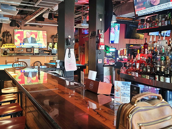 The bar stands ready to quench your thirst after all that glorious salty, smoky goodness.