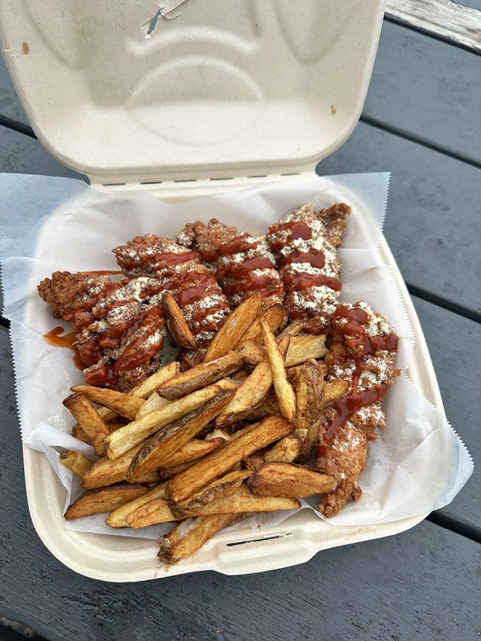 When buffalo sauce meets impeccably fried chicken, it's like watching two soul mates find each other. Love at first bite.