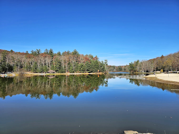 The kind of view that makes smartphone photographers suddenly fancy themselves as Ansel Adams. Can't blame them.