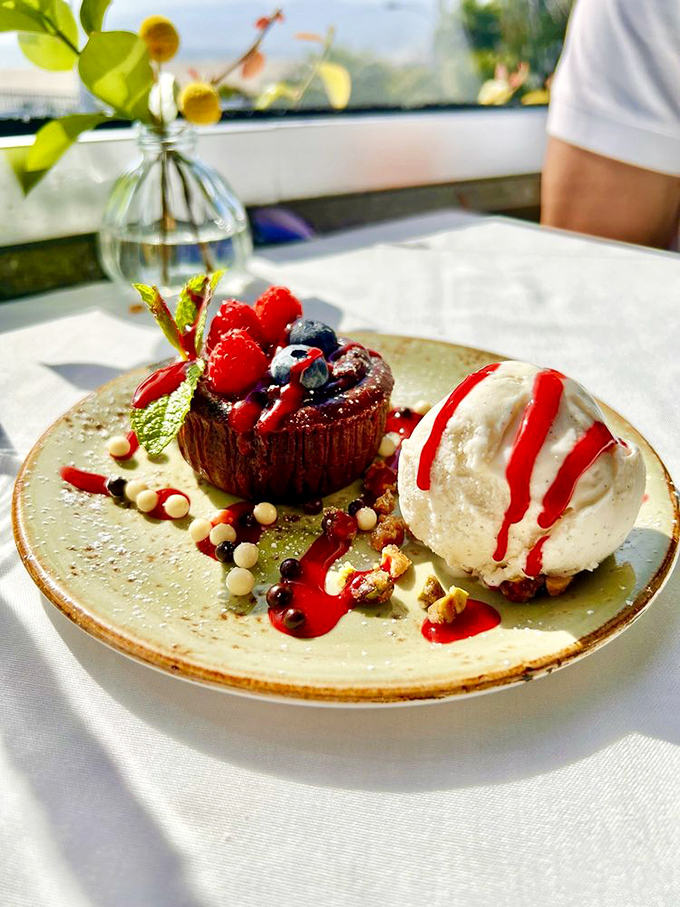 A chocolate dessert that doesn't just end the meal&mdash;it provides the standing ovation your taste buds have been waiting to give.