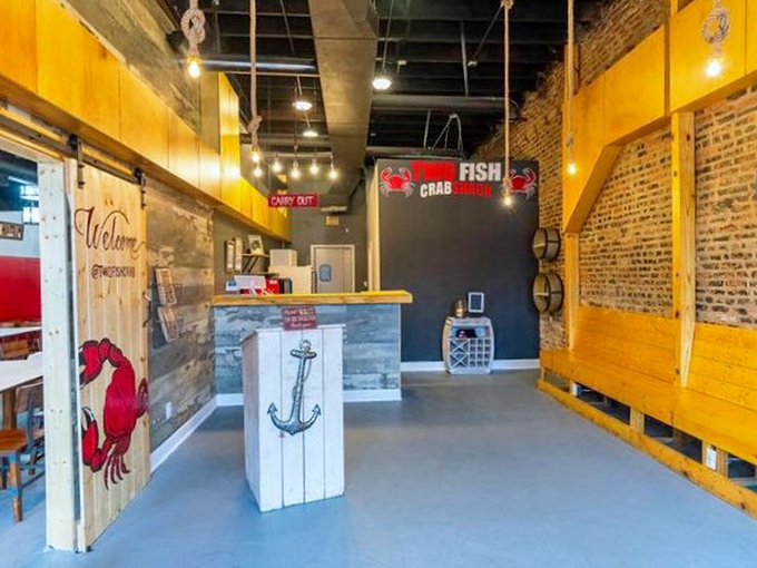 Nautical touches and warm wood tones welcome you at the counter. First impressions matter, especially when seafood cravings are involved.