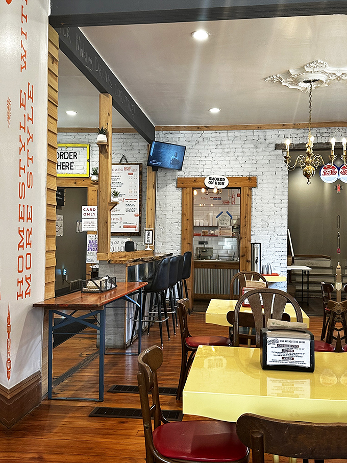 The ordering counter&mdash;where dreams come true and diet plans go to die. That "HOME STYLE SMOKE" sign isn't kidding around.