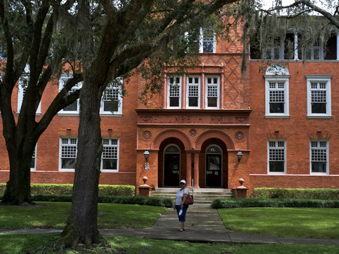 Elizabeth Hall at Stetson University stands as a testament to academic tradition. Those red bricks have absorbed decades of brilliant ideas and freshman jitters.