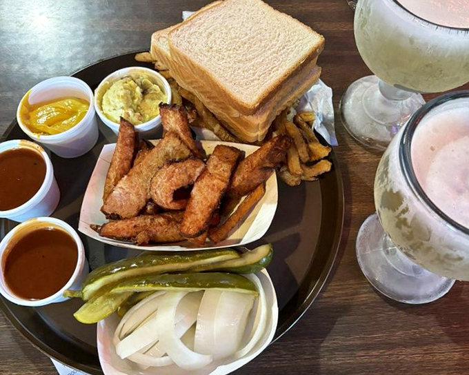 Crispy fried delights and white bread&mdash;the supporting cast that deserves their own standing ovation in this barbecue drama.