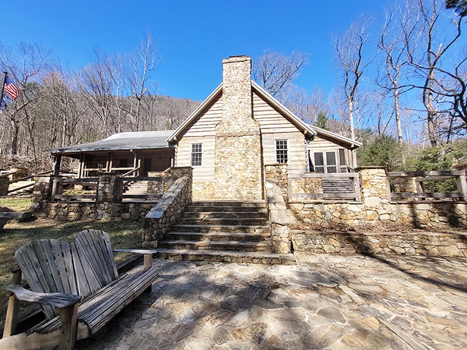 This historic mountain lodge looks like it belongs on the cover of "Cozy Cabins Monthly." Stone and timber never looked so inviting.