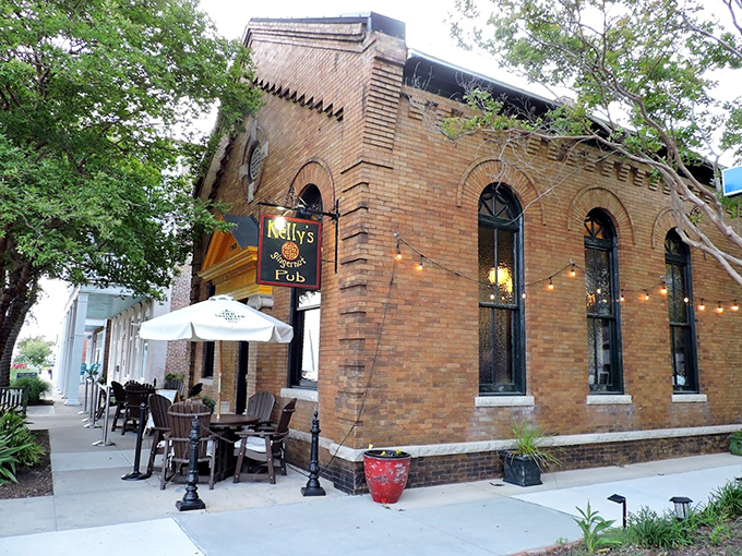 Kelly's Gingernut Pub occupies a historic brick building that's seen more stories unfold than most bestselling novels.