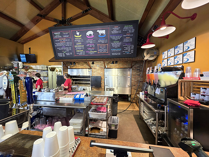 The open kitchen design isn't just trendy &ndash; it's a stage where barbecue becomes performance art, with smoke and fire as supporting characters.