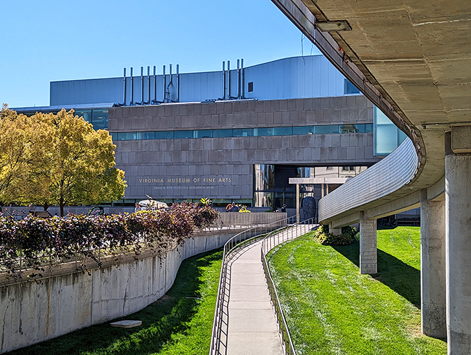 The Virginia Museum of Fine Arts' modern architecture creates a striking contrast to the classical treasures within. Art finds its perfect showcase under Richmond skies.