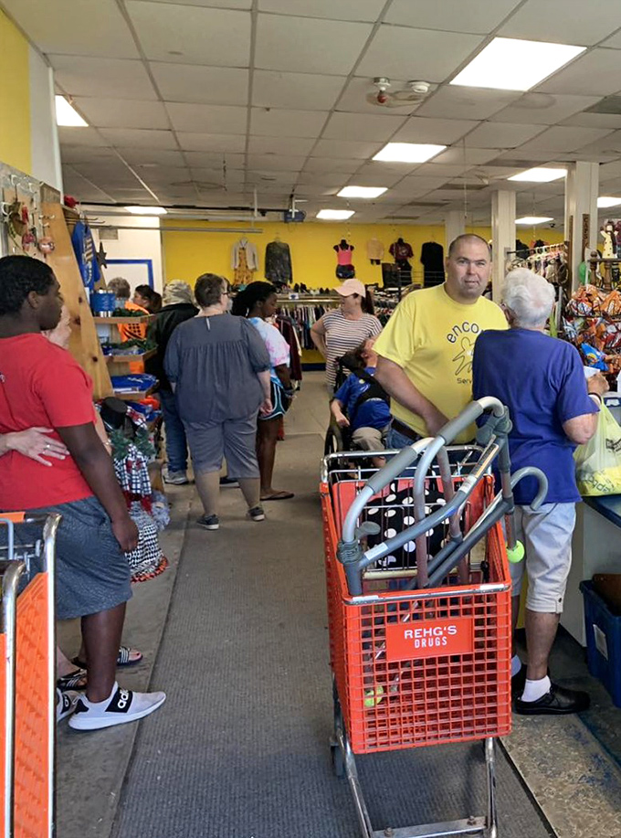 The thrill of the hunt in action! Encore shoppers navigate the aisles with the focused determination of truffle-hunting pigs&mdash;but with much better fashion sense.