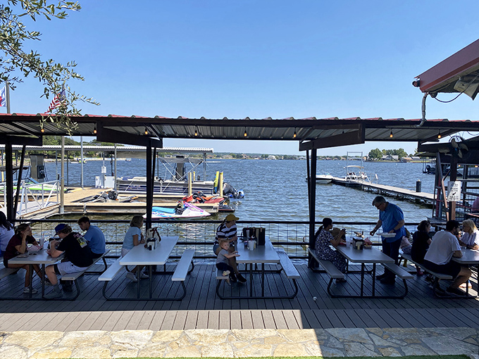 Stumpy's Lakeside Grill serves up meals with a side of spectacular views—proof that waterfront dining elevates both mood and appetite.
