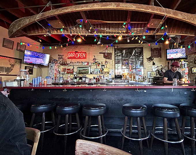 Behind this bar, there are no mixologists crafting twelve-ingredient cocktails &ndash; just honest pours and cold beers waiting to meet their chicken soulmates.