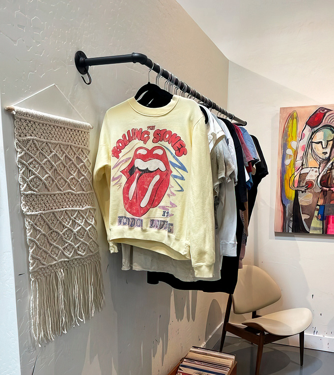 Rock 'n' roll memorabilia alert! This vintage Rolling Stones sweatshirt might be the coolest thing you'll wear all year.