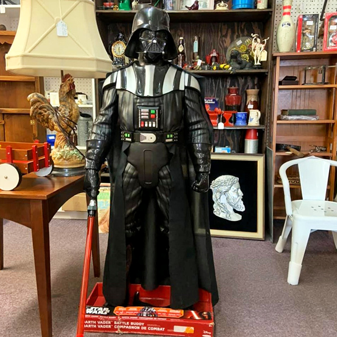 Even Darth Vader needs a retirement plan, and apparently antiquing in Ohio beats ruling the galaxy any day.