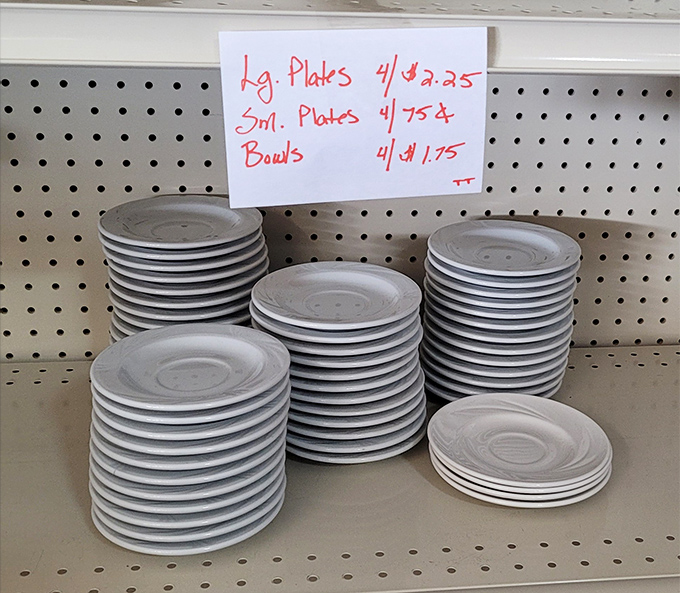 Start your own restaurant at home with these perfectly practical plates &ndash; mismatched dining is the new matching, anyway.