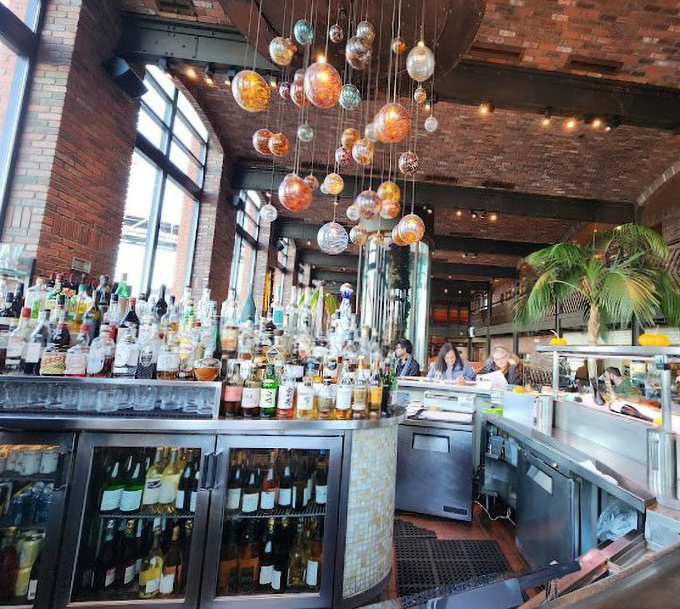 The bar doesn't just serve drinks&mdash;it creates liquid memories under a constellation of hanging glass orbs that would make Galileo thirsty.