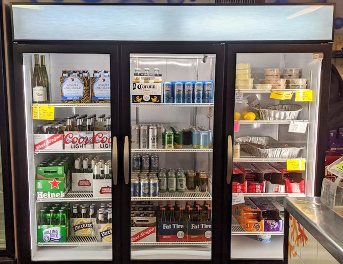 Cold beverages perfectly chilled for Florida's heat, because great seafood deserves equally refreshing accompaniments.