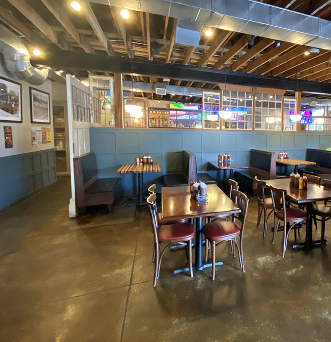 The dining room feels like the living room of that friend who always hosts the best gatherings&mdash;comfortable, welcoming, and promising good times.