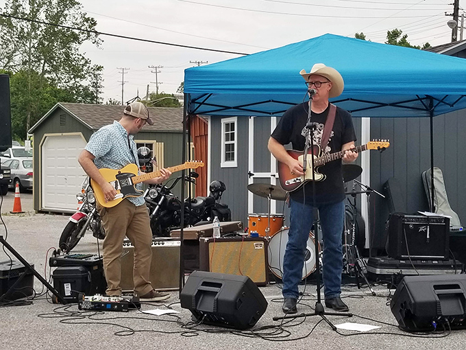 Nothing complements the rhythm of chewing great BBQ like the sweet sounds of live music in the parking lot on a perfect Maryland afternoon.