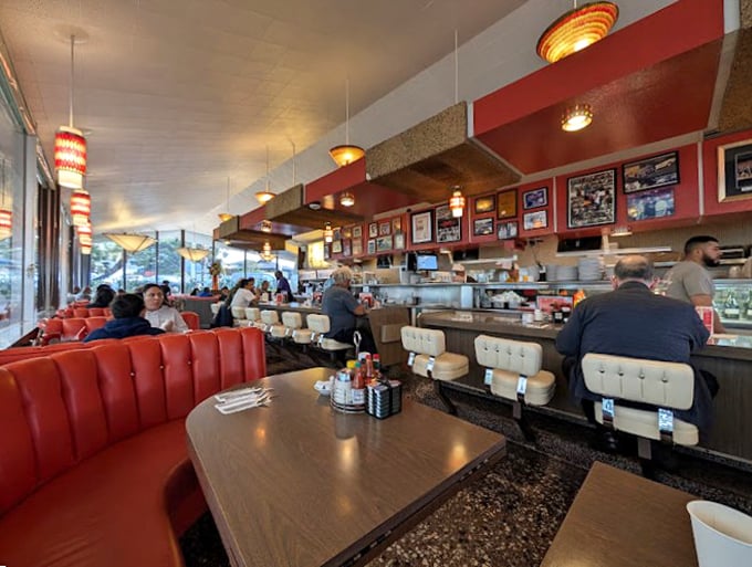 Counter culture at its finest&mdash;where regulars perch on swivel stools and waitresses know your order before you sit down.