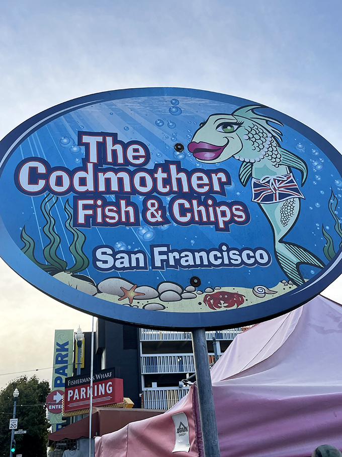 That smiling cartoon cod with its British bow tie tells you everything you need to know&mdash;this place doesn't take itself seriously, just its fish.