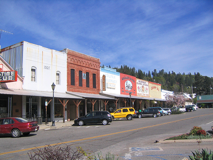The historic buildings of downtown Colfax stand proudly along the main street. Gold rush architecture without the rush!