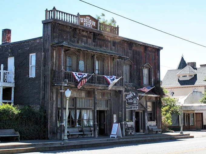 The Union Hotel in Los Alamos has seen it all&mdash;from stagecoach travelers to weekend wine warriors seeking the perfect Pinot.