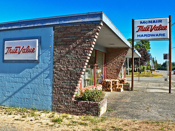 This elegant historic building in Florence stands as a testament to the optimism of early coastal entrepreneurs.