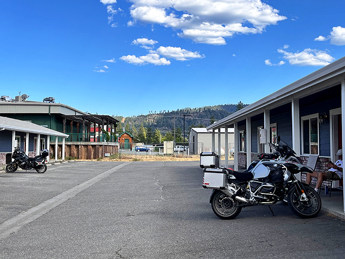 The 49er Gold Country Inn offers that quintessential road-trip stop vibe, where motorcyclists and travelers converge to swap tales of the open road. 