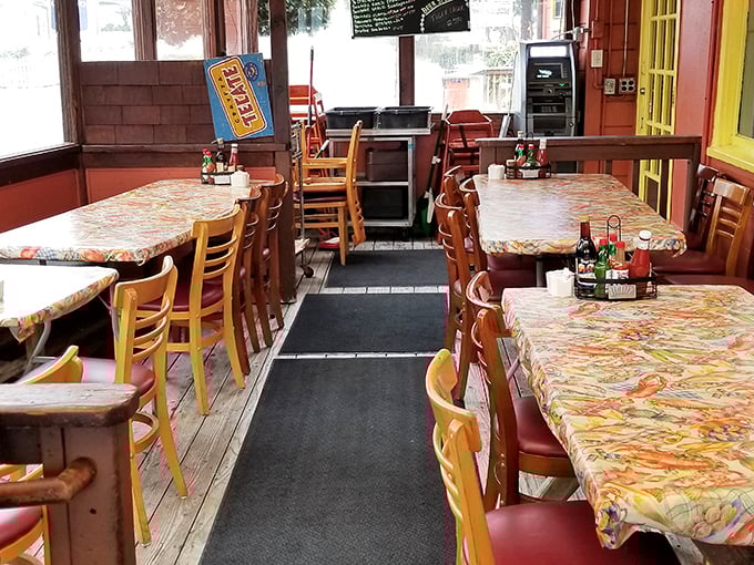 Classic wooden tables lined with colorful tablecloths&mdash;no white linen pretension here, just the promise of honest seafood and good times.