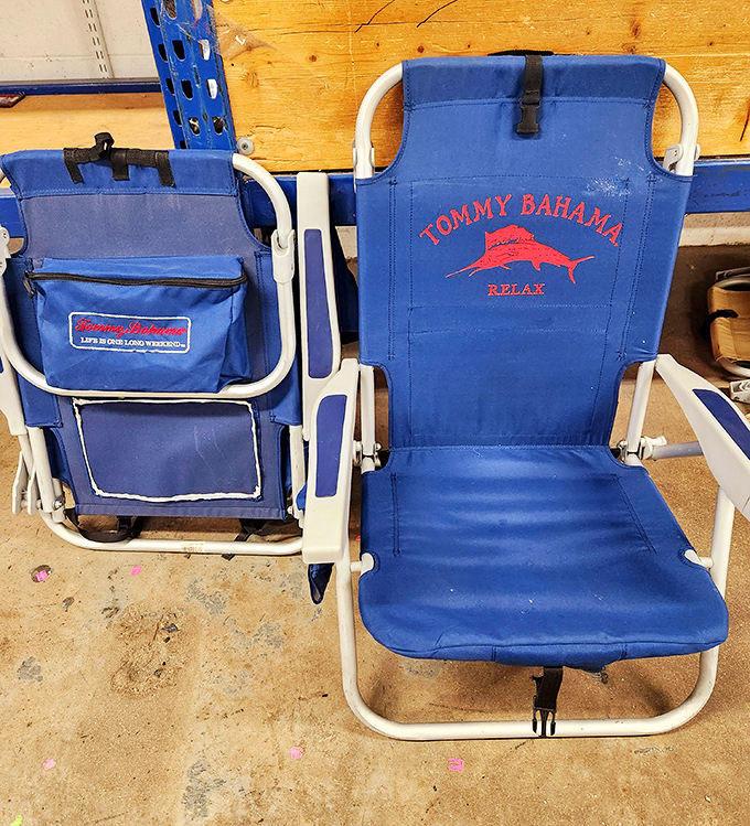 Beach chair bonanza! That Tommy Bahama seat has stories to tell of lakeside sunsets and sandy paperback afternoons.