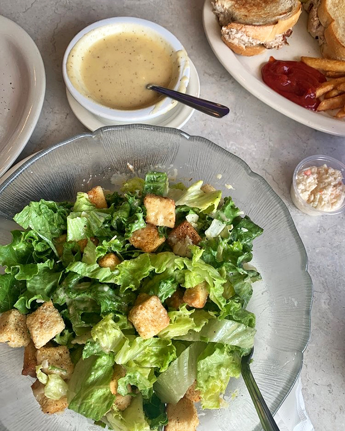 A Caesar salad that proves vegetables can be more than just an obligation. That creamy dressing and those golden croutons transform simple lettuce into something craveable.